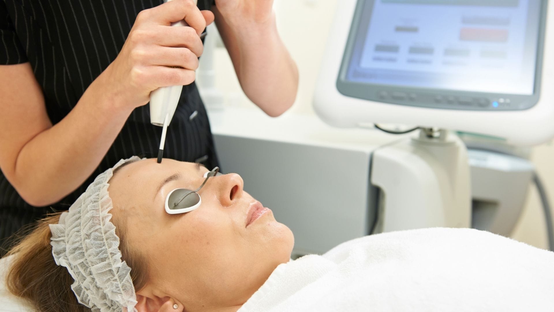 Laser Q Switched - entenda como funciona essa tecnologia - Dra. Juliana ...